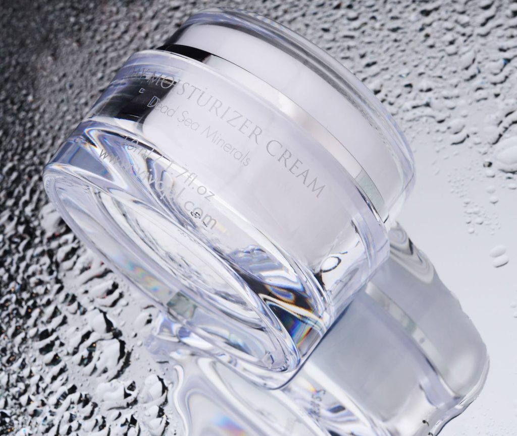 What You Need to Know About the Vivo Per Lei Dead Sea Collection | Vivo ...